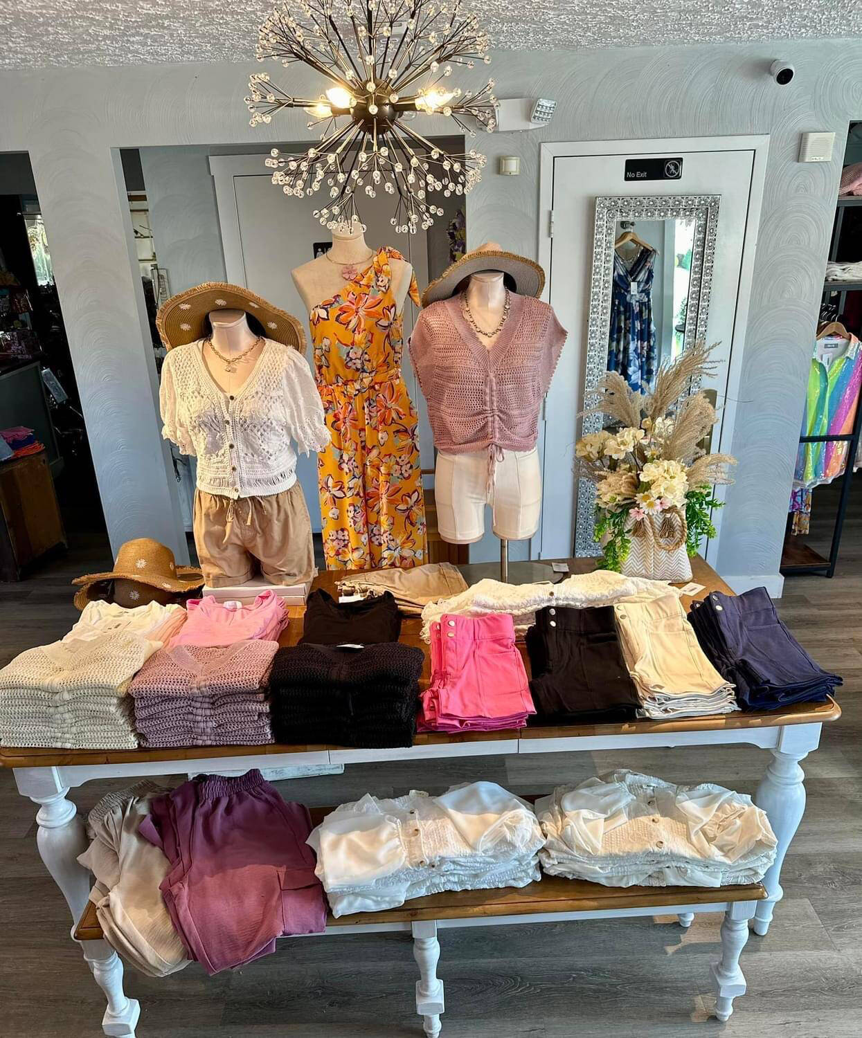 Johnstown’s premier Women's clothing Boutique-Fresh Florist-Tux Rental ...